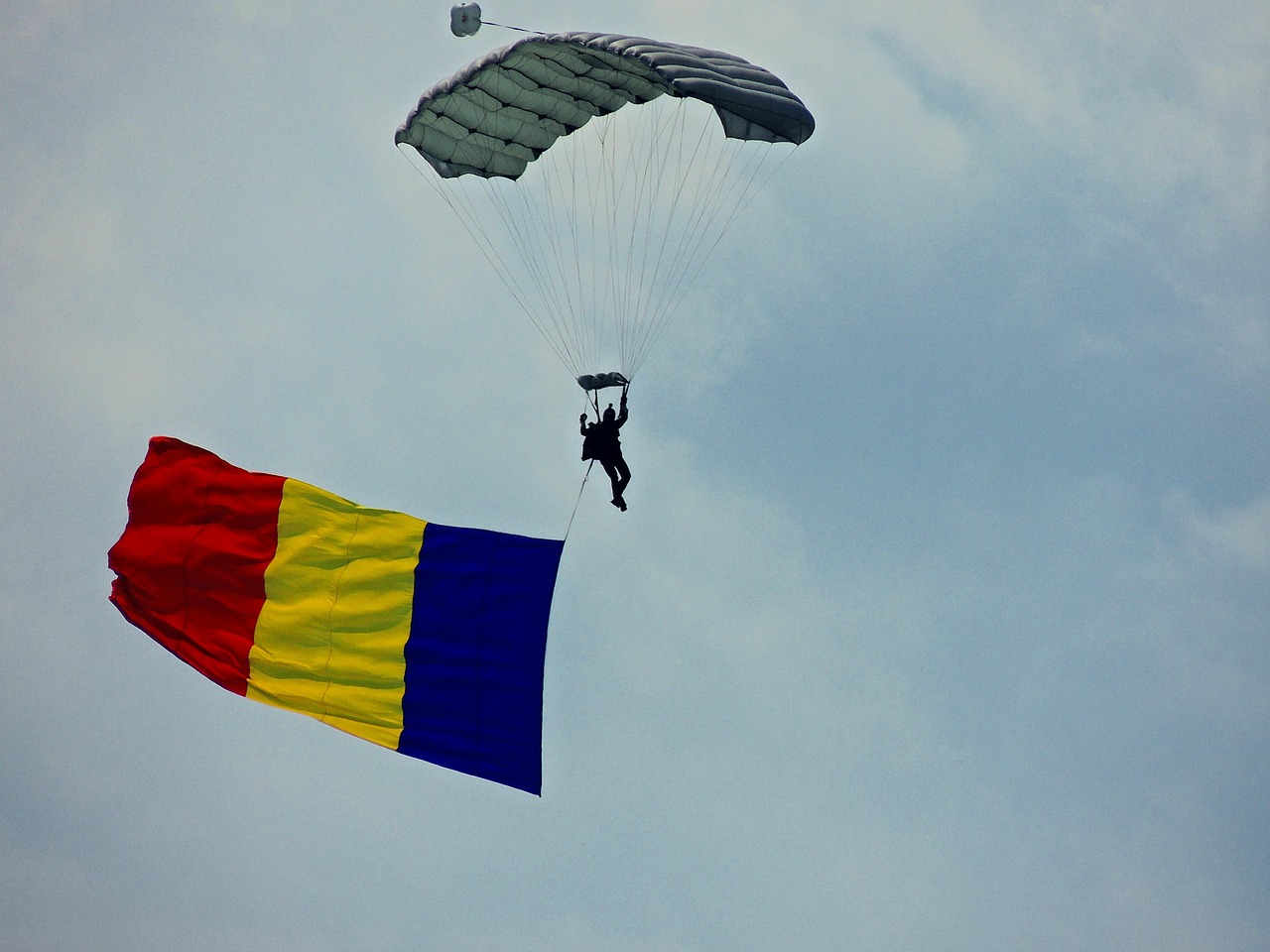 10,000+ Free Romania Flag & Romania Images - Pixabay