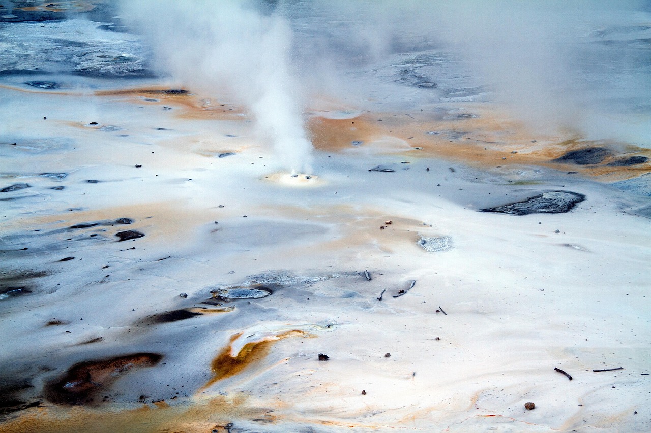 80,000+ Free Yellowstone National Park & Yellowstone Images - Pixabay