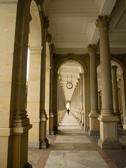 Colonnade Perspective Carlsbad - Free photo on Pixabay - Pixabay