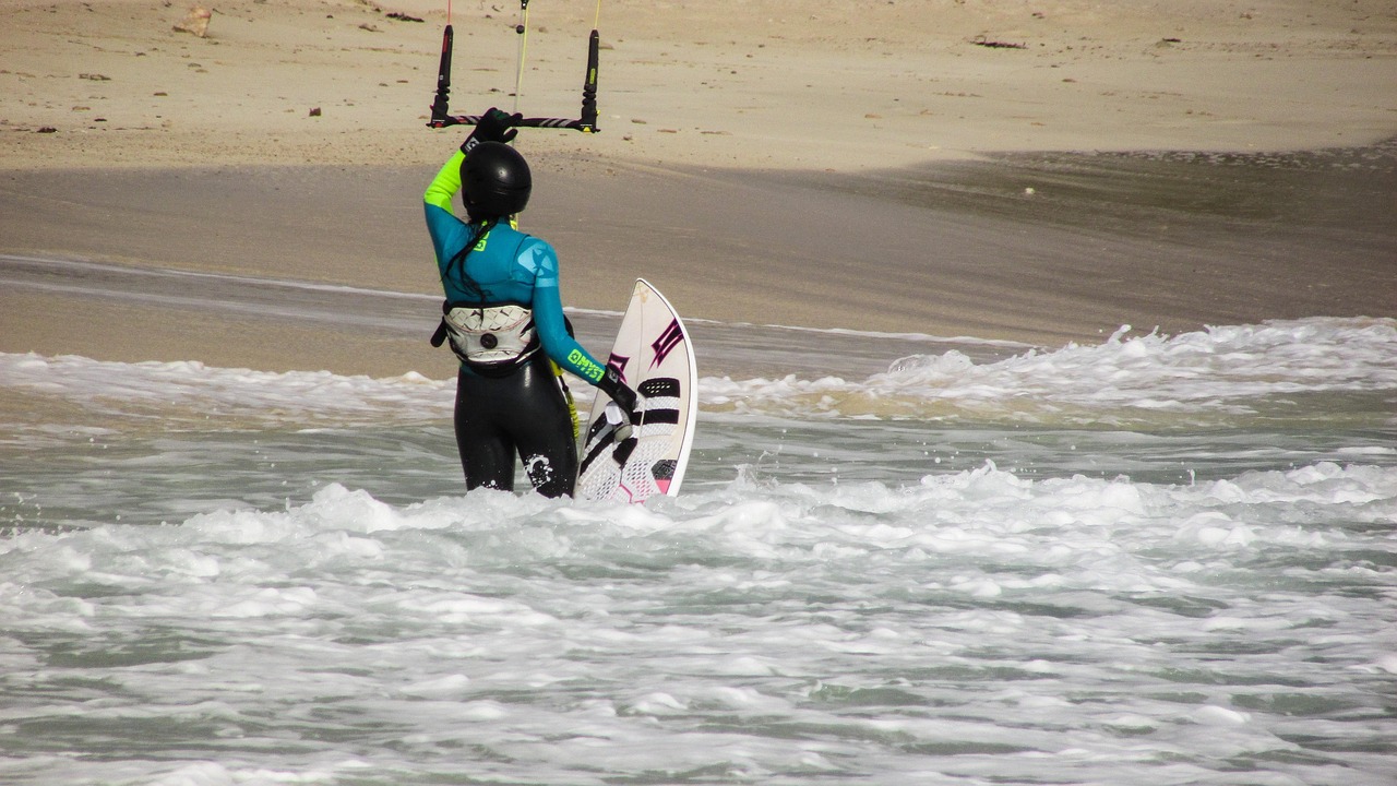 Kite Surfer Surfing Active - Free photo on Pixabay