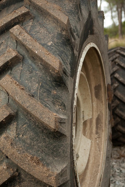 Tractor Neumáticos Ruedas - Foto gratis en Pixabay - Pixabay