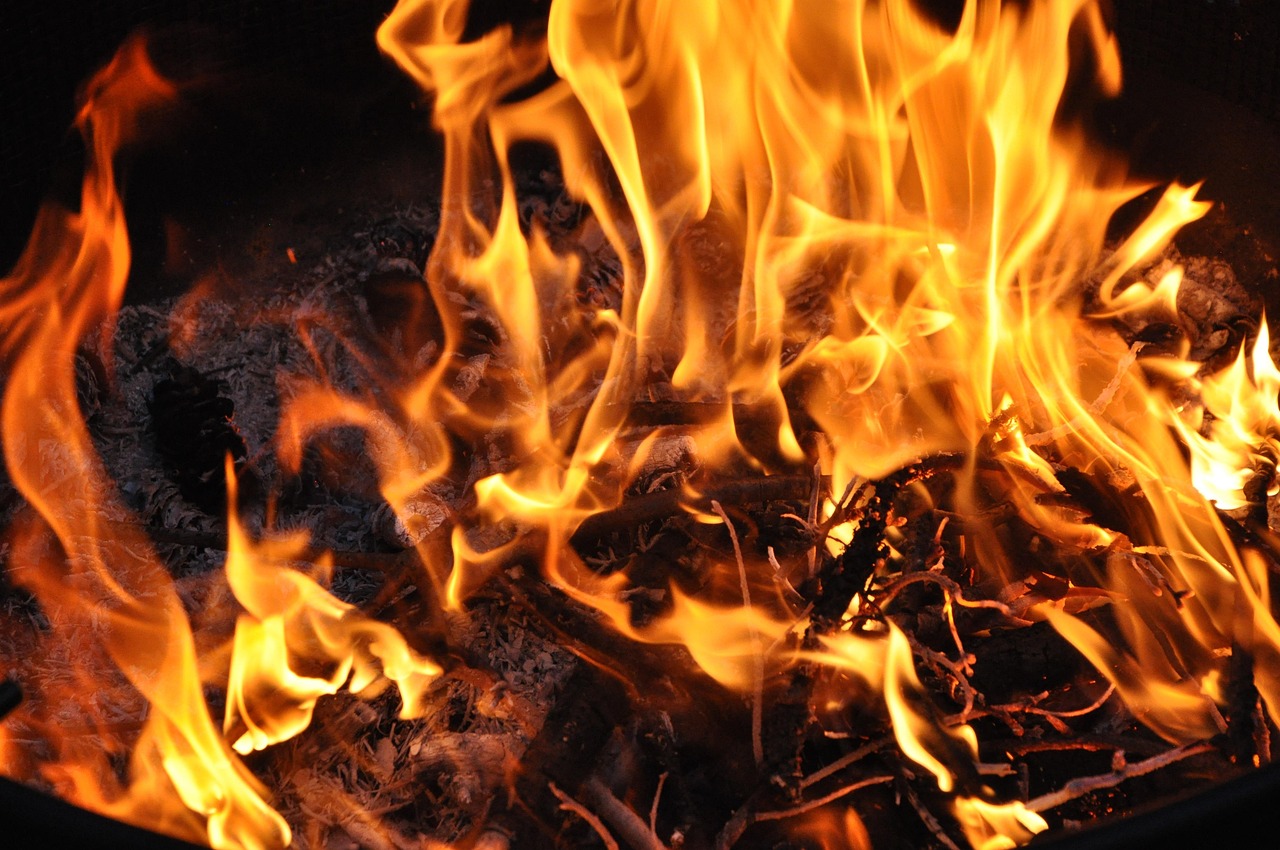 10,000+ Free Fire & Fire Truck Photos - Pixabay