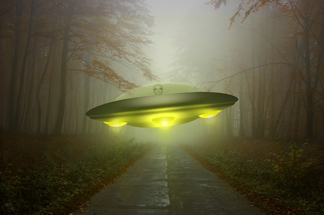 2,000+ Free Ufo & Alien Images - Pixabay