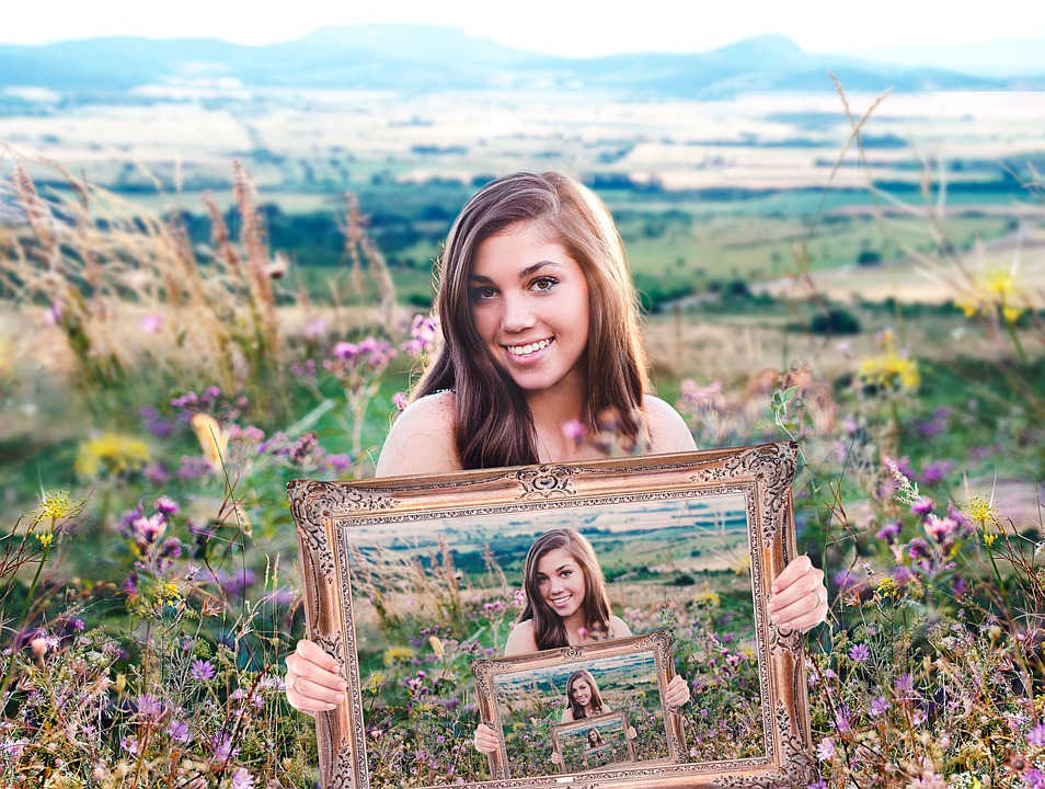 Girl Holding A Frame Portrait - Free photo on Pixabay