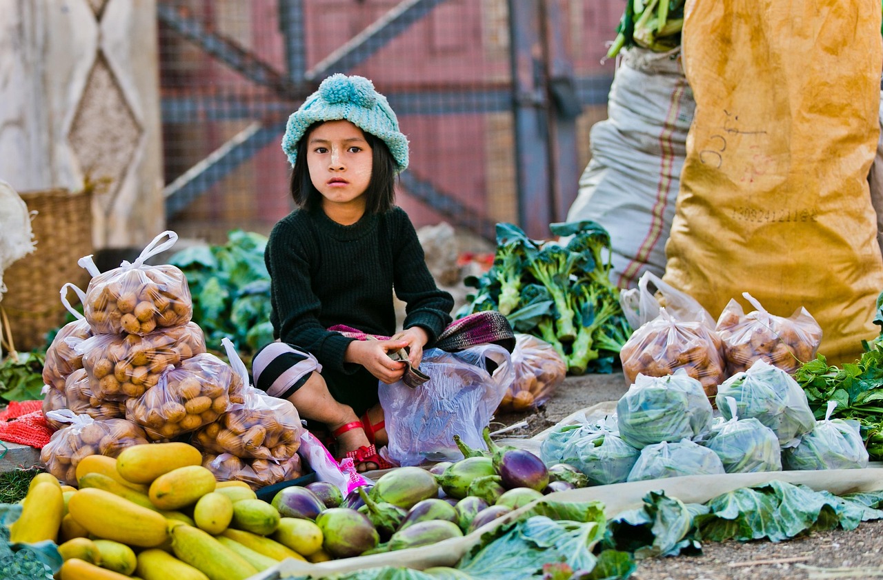 Morning Market Child Selling - Free photo on Pixabay - Pixabay