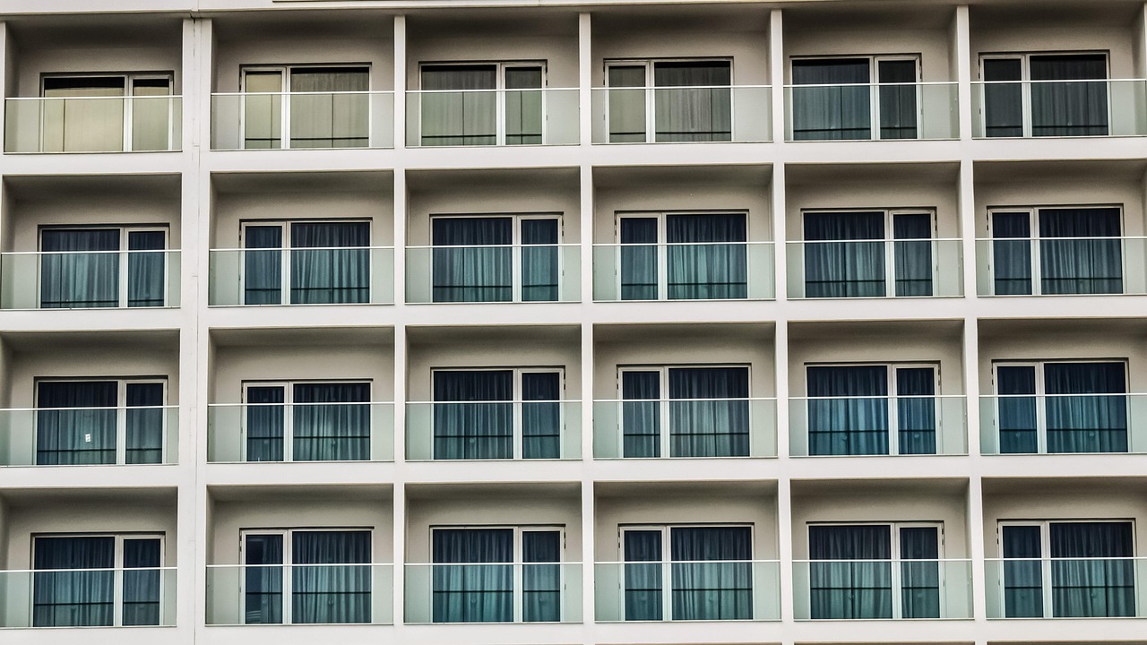 10,000+ Free Hotel Exterior & Hotel Images - Pixabay