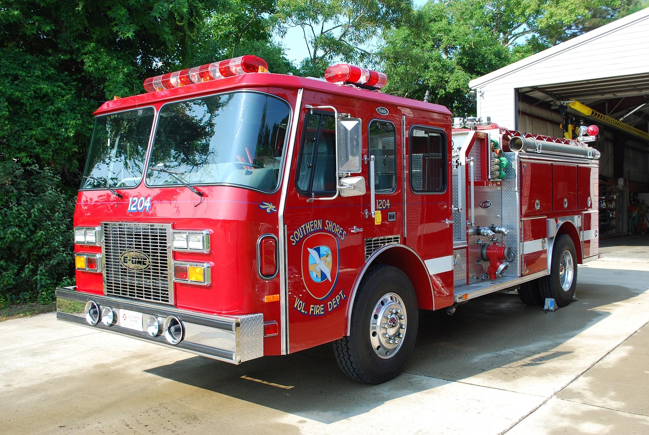 Fire Truck Engine Emergency - Free photo on Pixabay