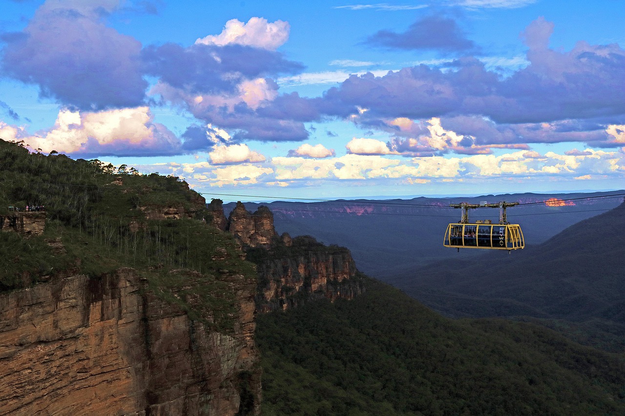 5,000+ Free Three Sisters & Three Images - Pixabay