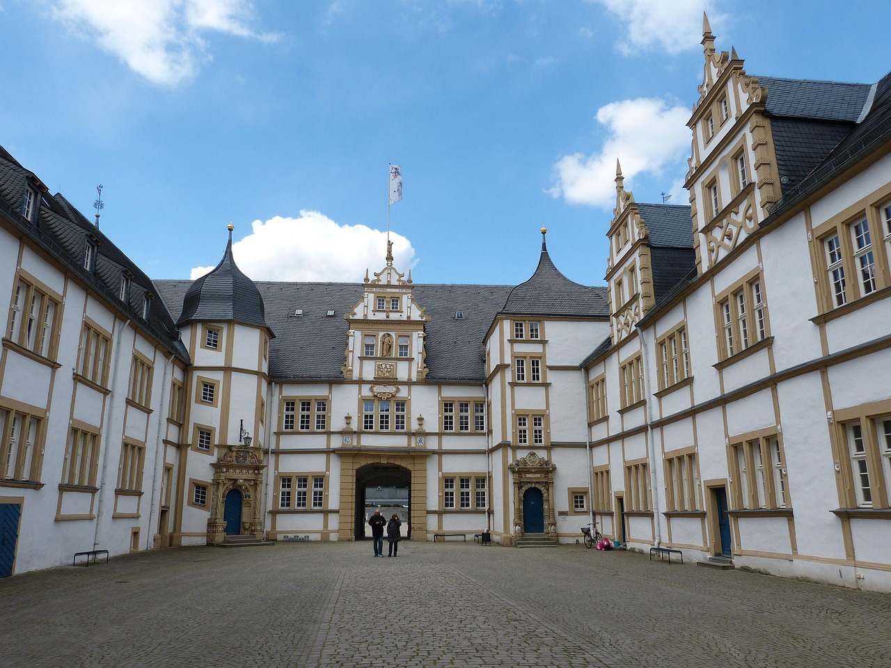 Schloss Neuhaus Castelo - Foto gratuita no Pixabay - Pixabay
