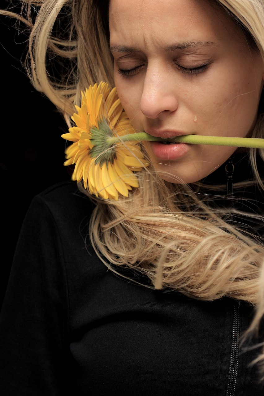 Flower Model Woman - Free photo on Pixabay