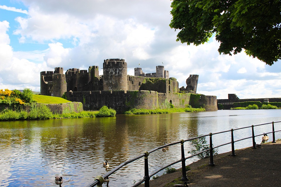 Castle Fort Lake - Free photo on Pixabay - Pixabay
