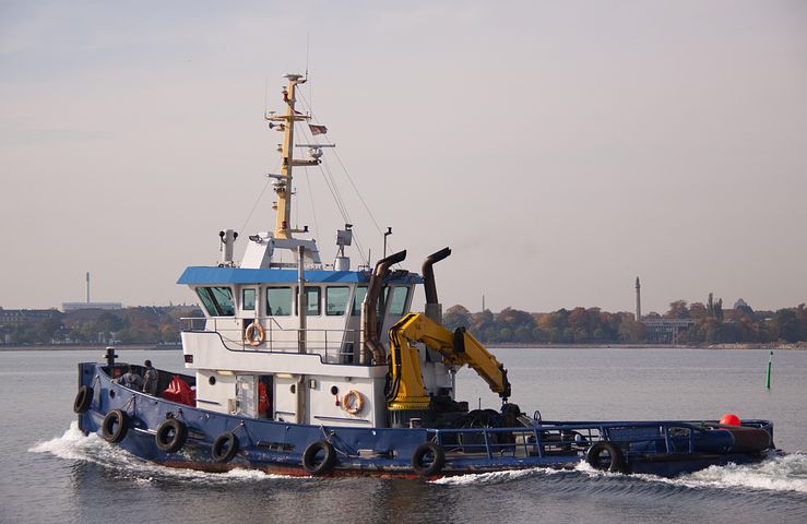 100+ Free Tug Boats & Tugboat Images - Pixabay