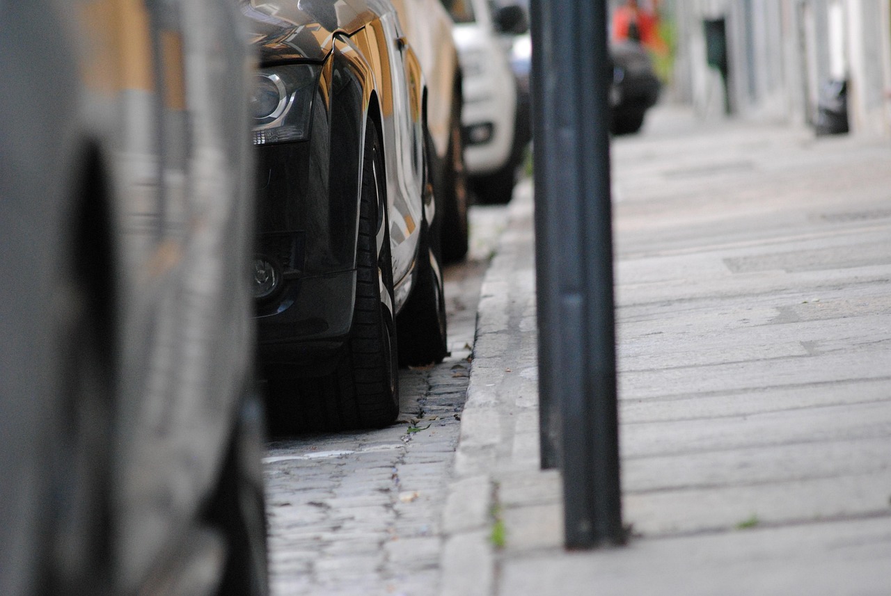 Autos Gehsteig Parkieren - Kostenloses Foto auf Pixabay - Pixabay