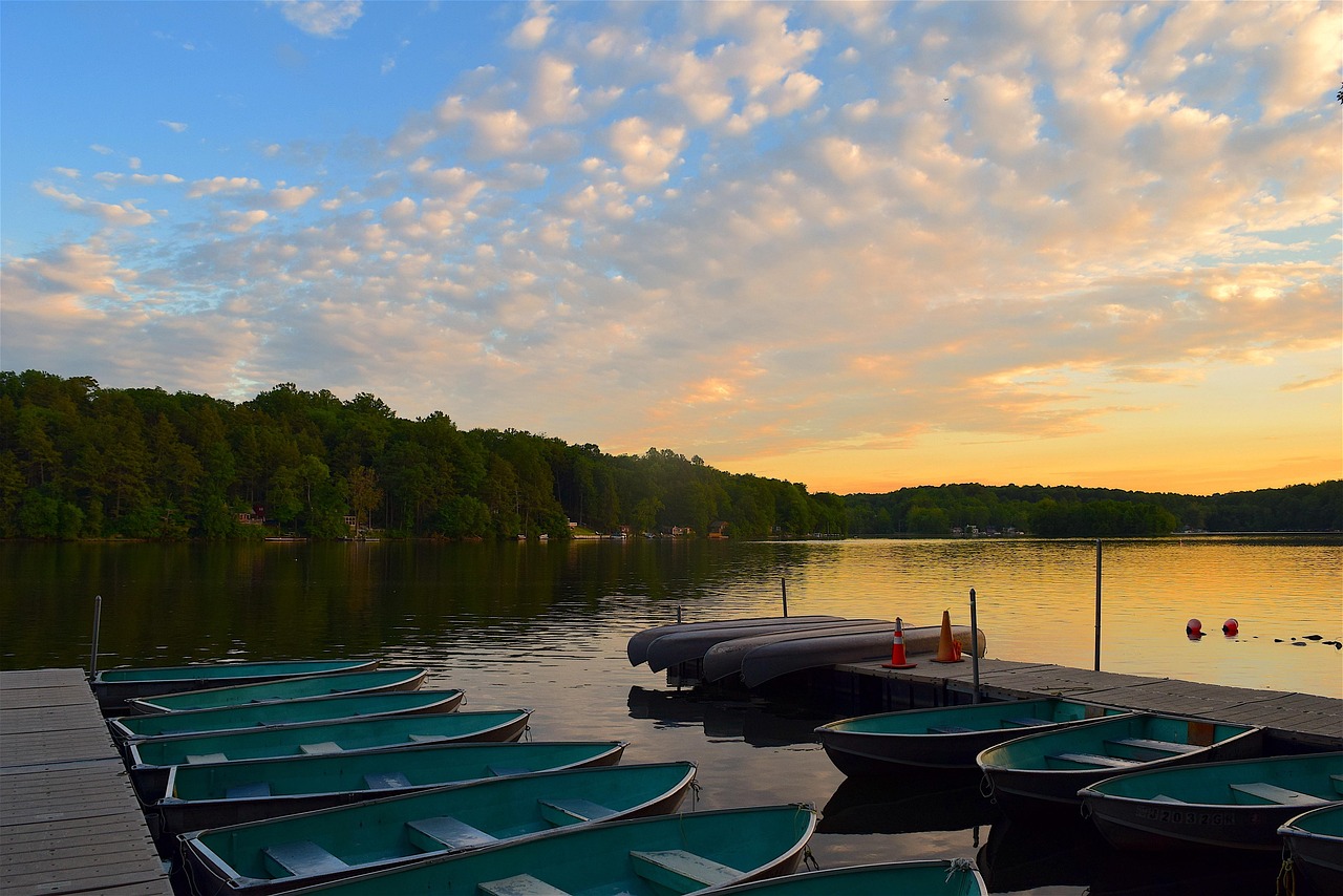 Boats Sunset Lake - Free photo on Pixabay