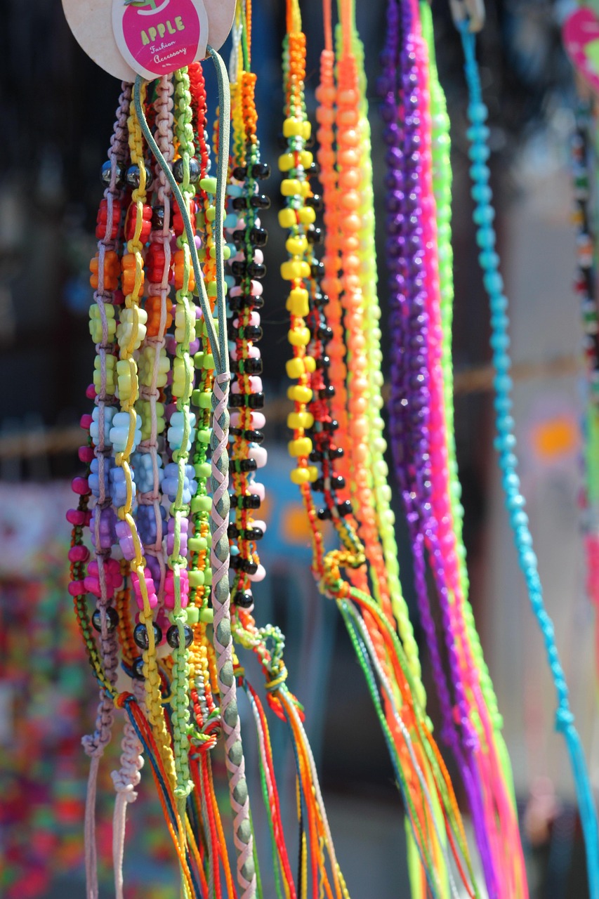 Mercado Coloridos Collares Joyas - Foto gratis en Pixabay - Pixabay