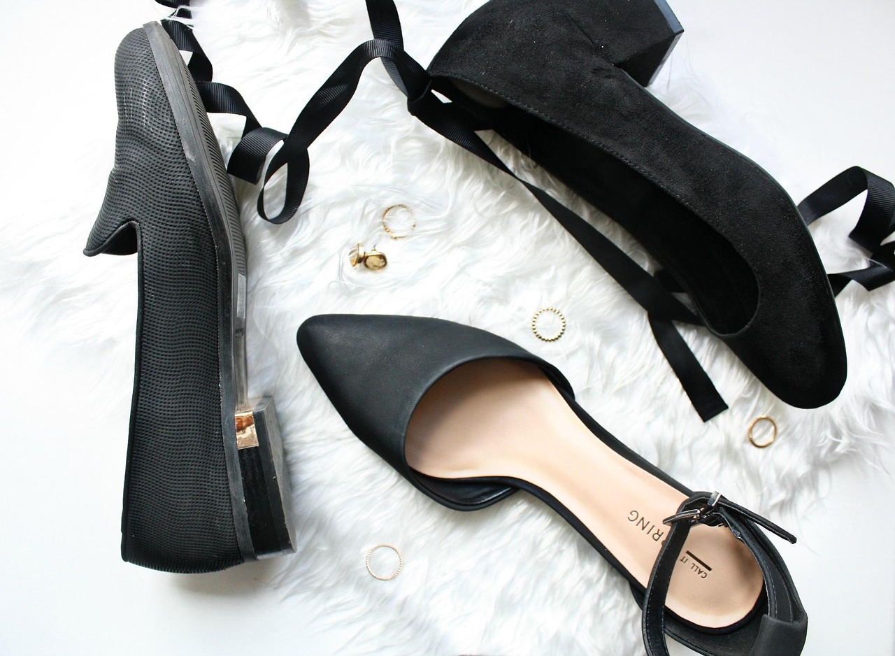 70,000+ Free Fashionable Footwear & Shoes Images - Pixabay