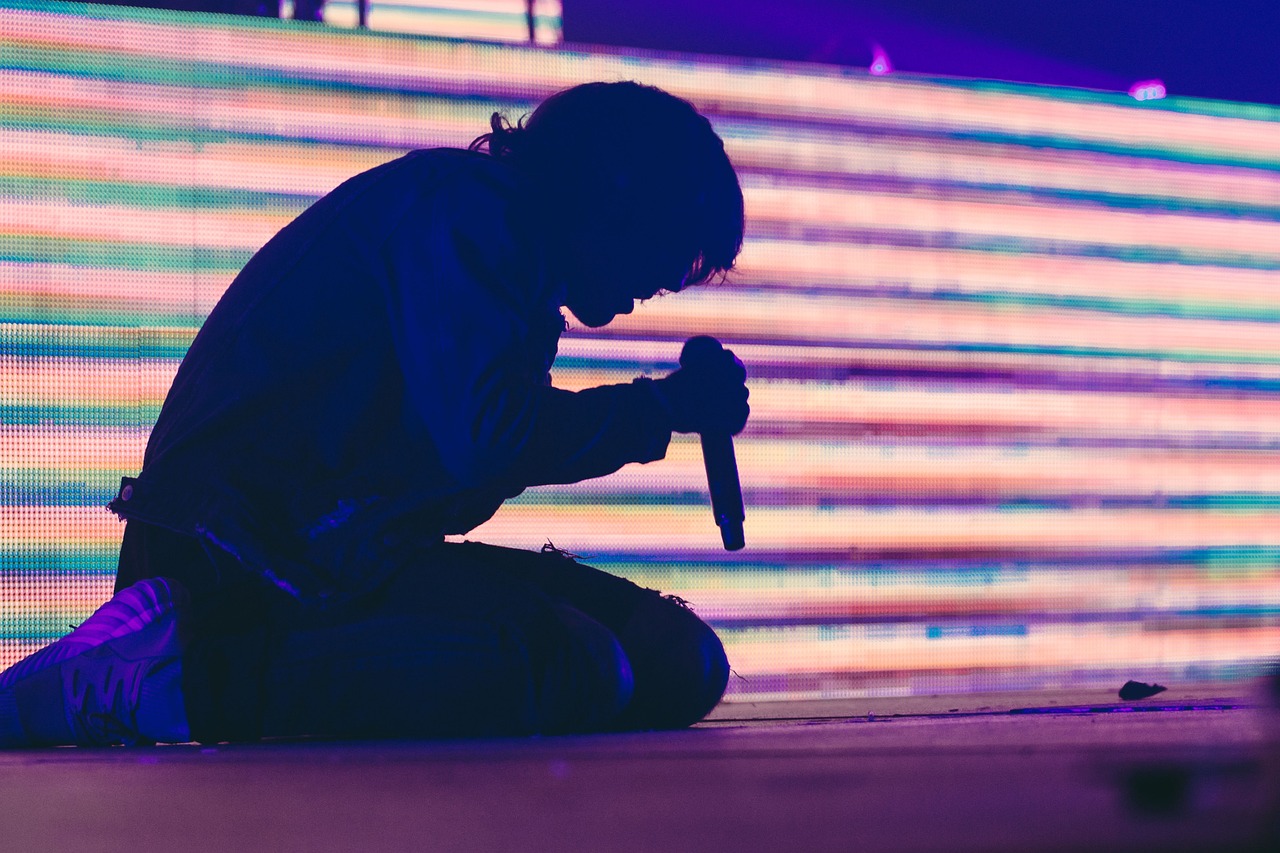 20,000+ Free People Singing & Singing Images - Pixabay