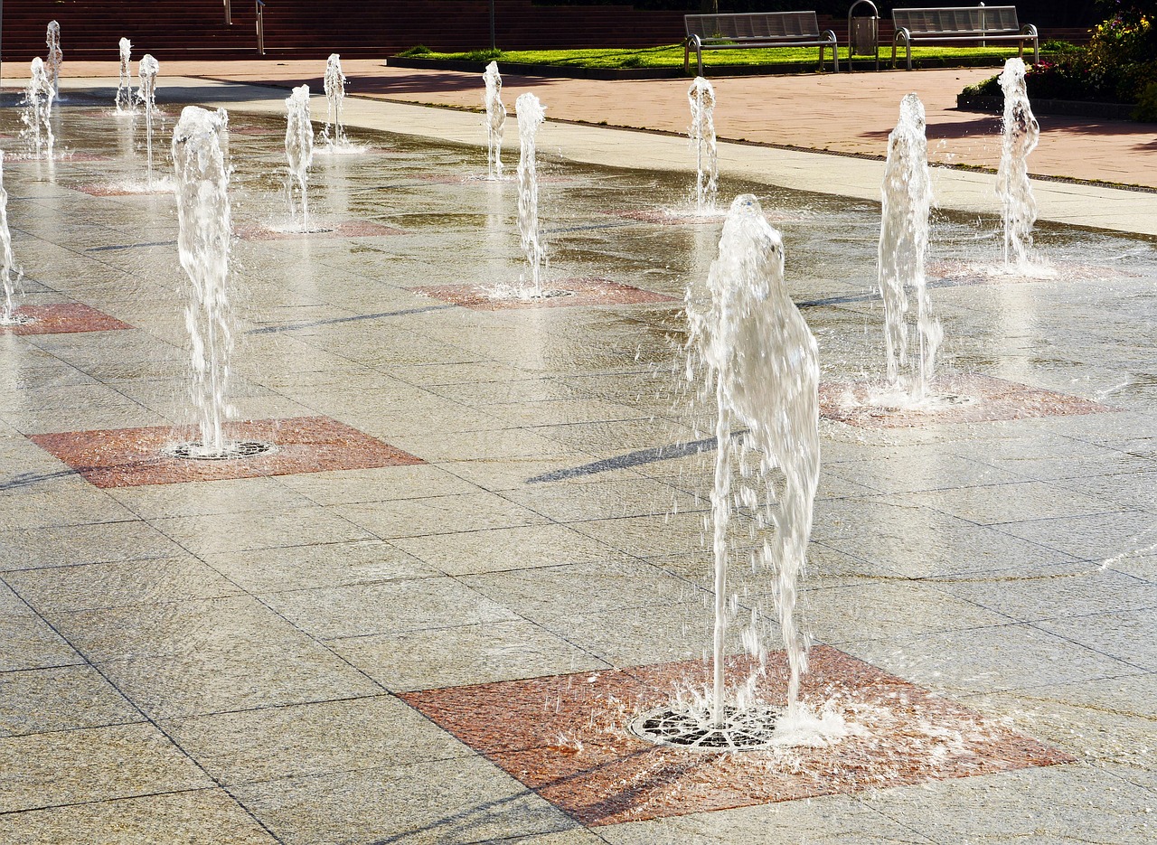 Joy City Water Feature Fountain - Free photo on Pixabay