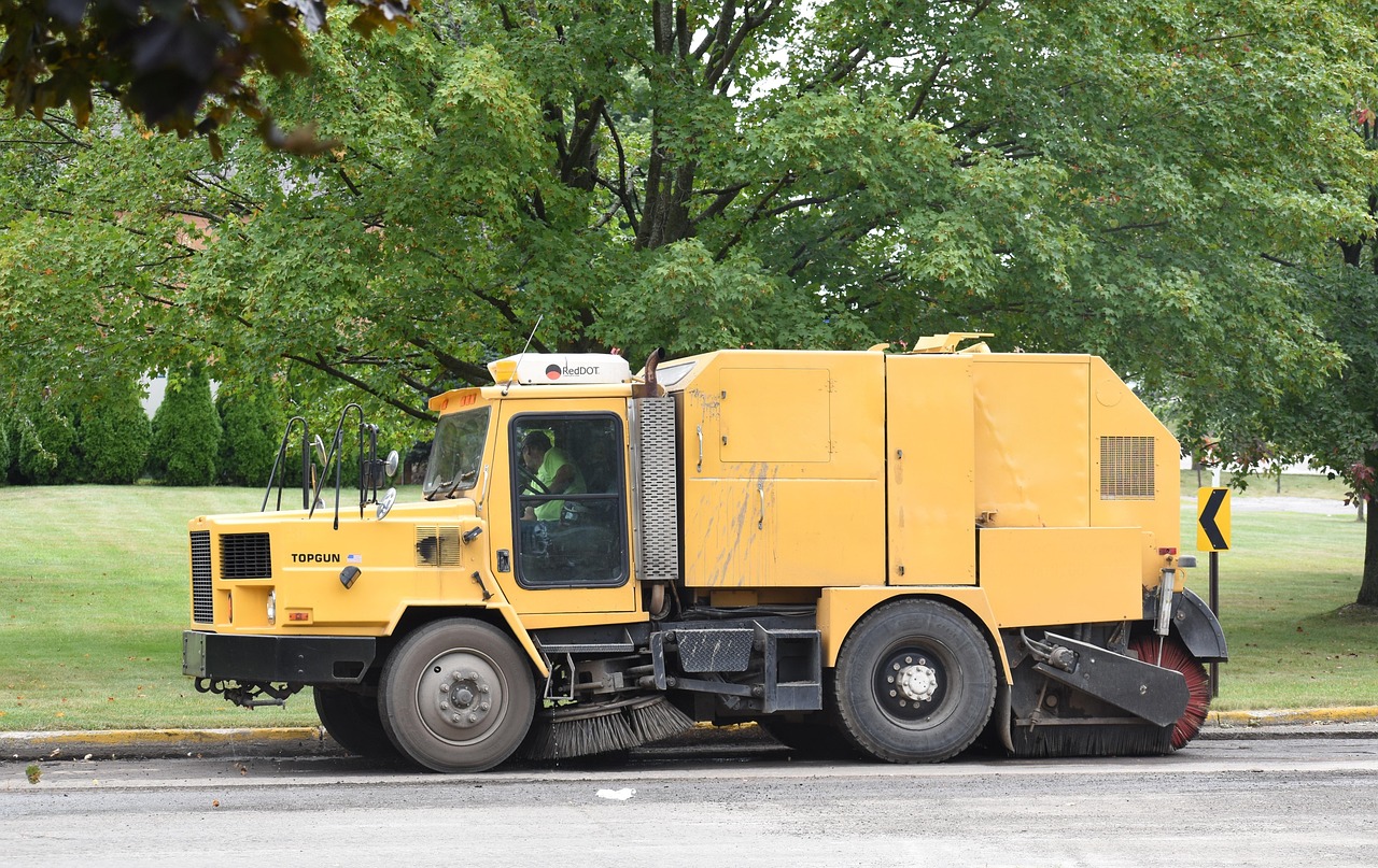 Street Cleaner Yellow Road - Free photo on Pixabay - Pixabay