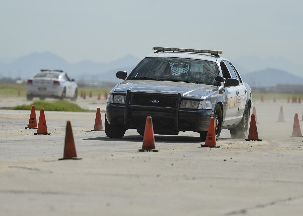 300+ Free Police Vehicle & Police Images - Pixabay