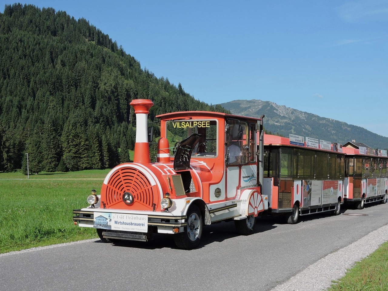 4+ Free Bimmelbahn & Locomotive Images - Pixabay