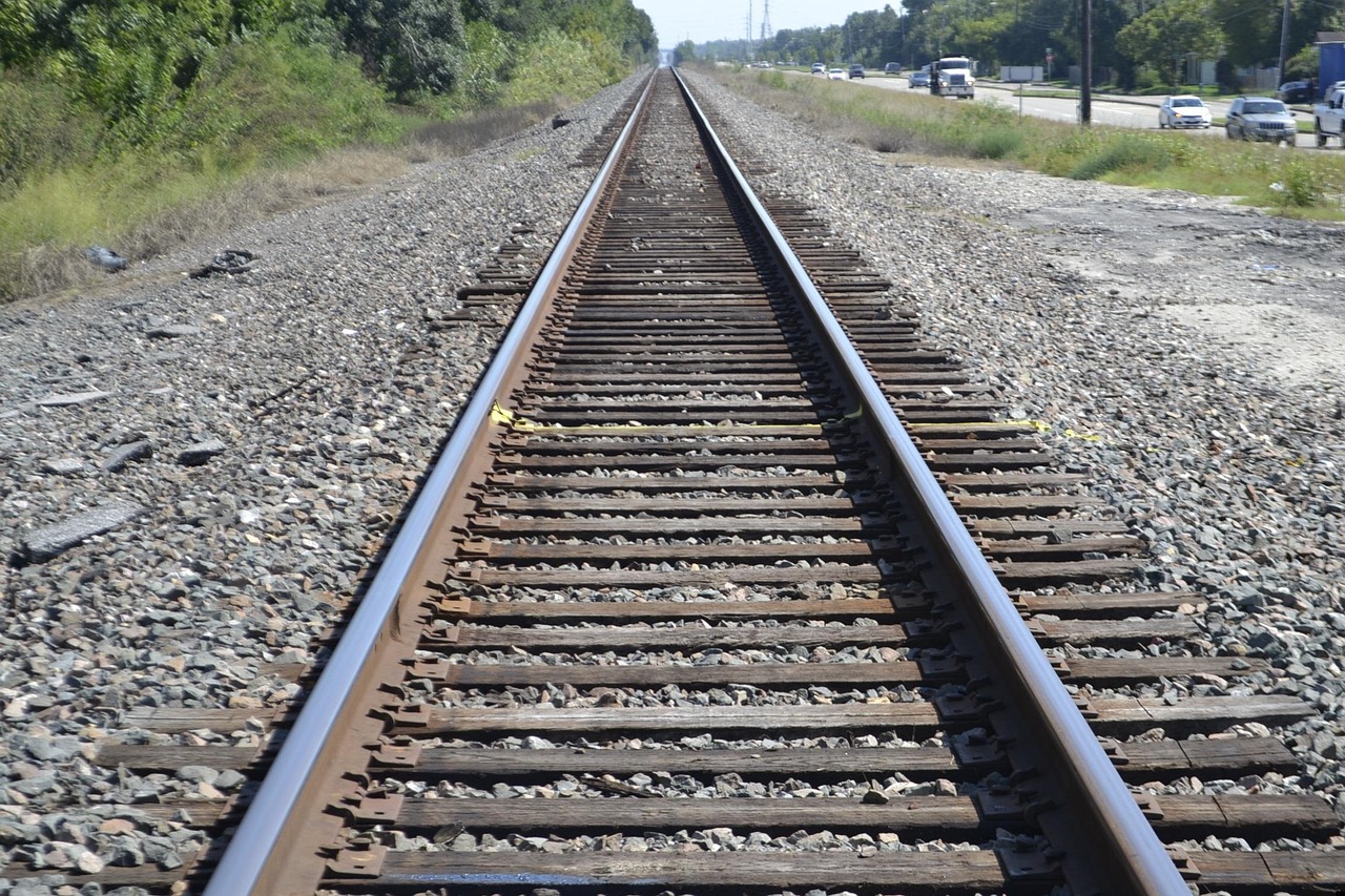 700+ Free Railway Roads & Train Images - Pixabay