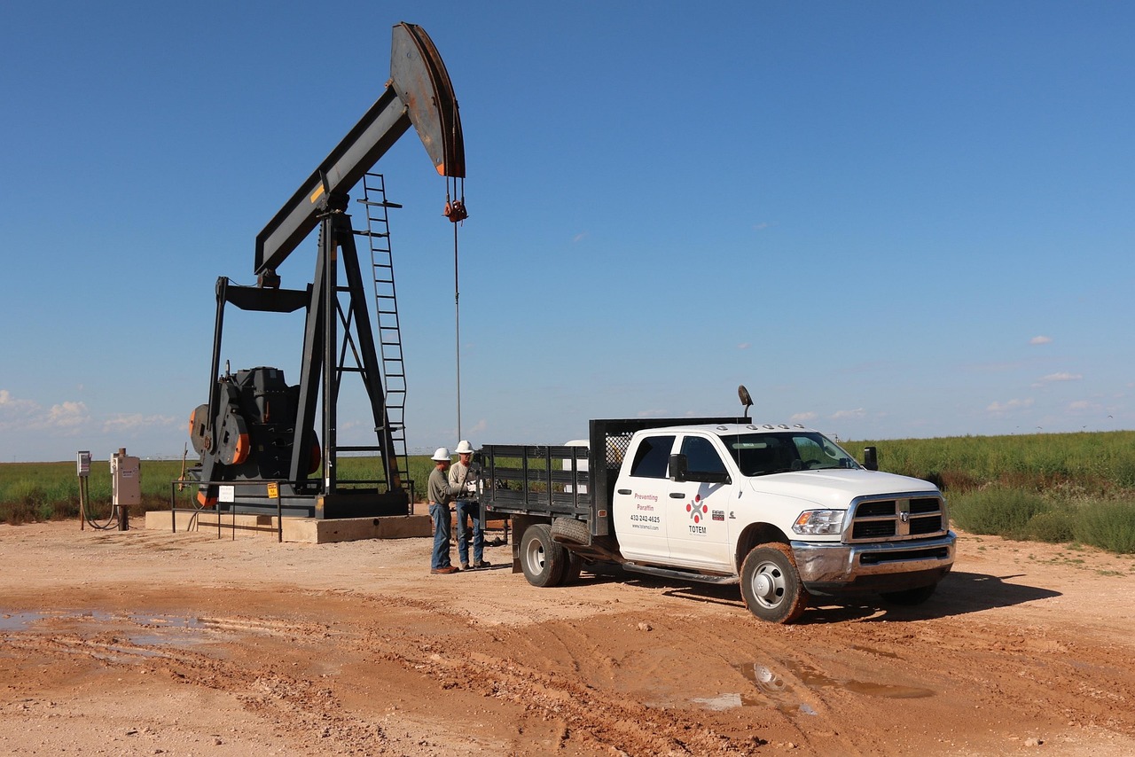 Oil Well Totem Paraffin Blue - Free photo on Pixabay - Pixabay
