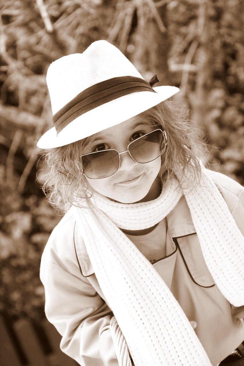 30,000+ Free Girl With Glasses & Girl Images - Pixabay