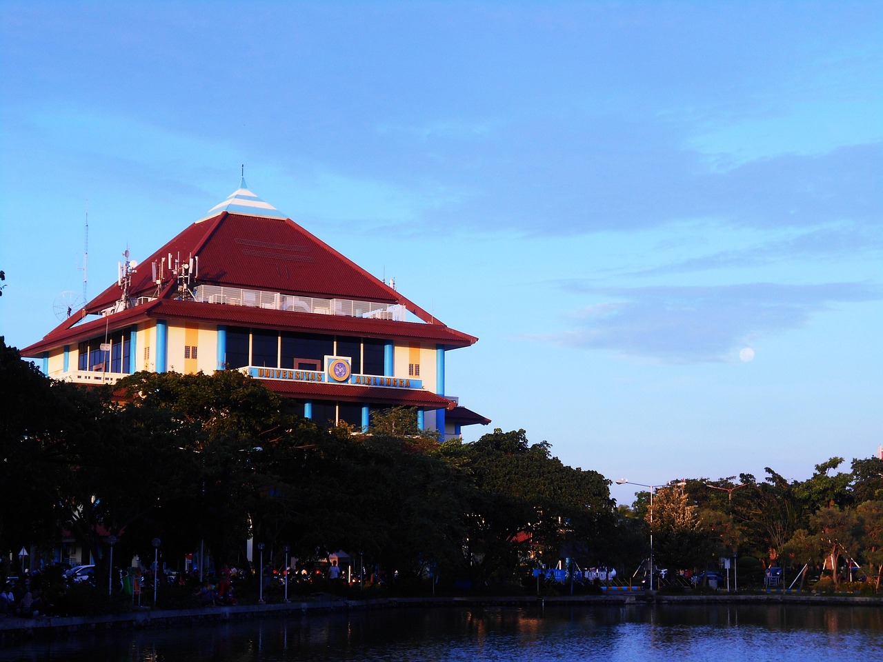 Unair Universitas Airlangga - Free photo on Pixabay