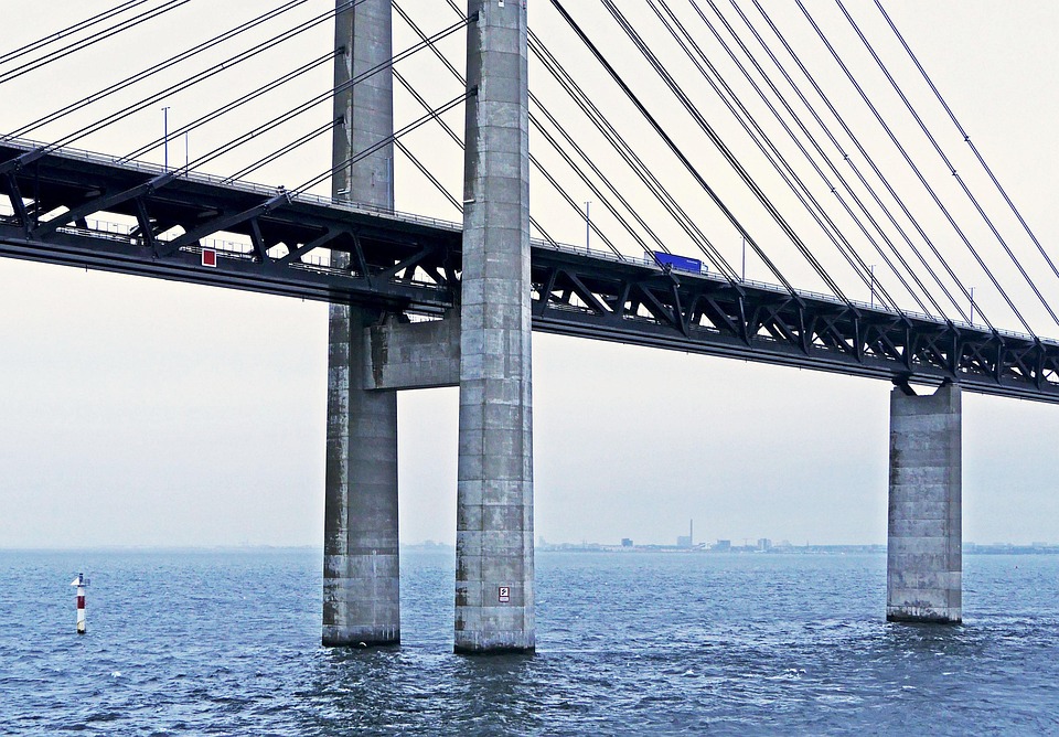 Oresund Bridge Tractor Forty - Free photo on Pixabay