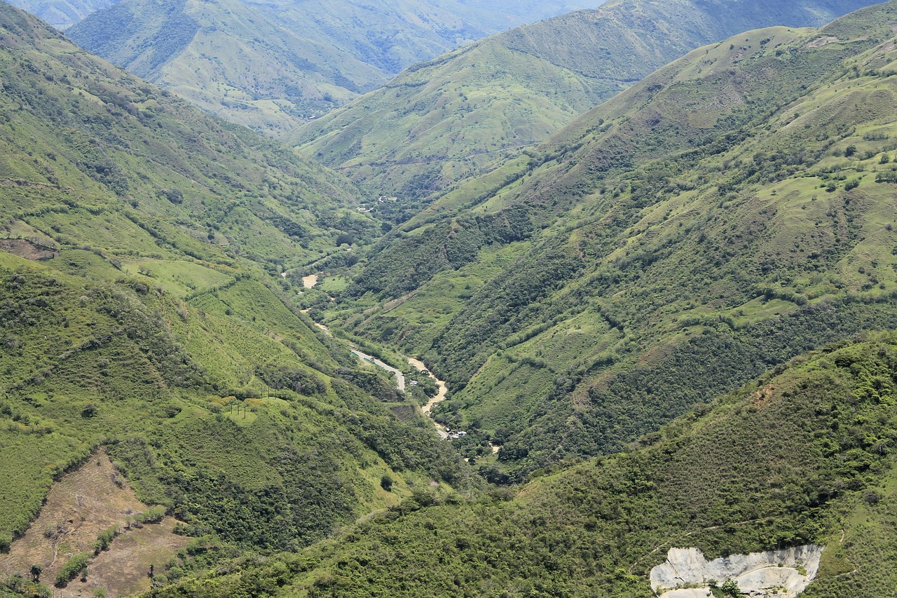 Montañas Rios Paisaje Entre - Foto gratis en Pixabay - Pixabay