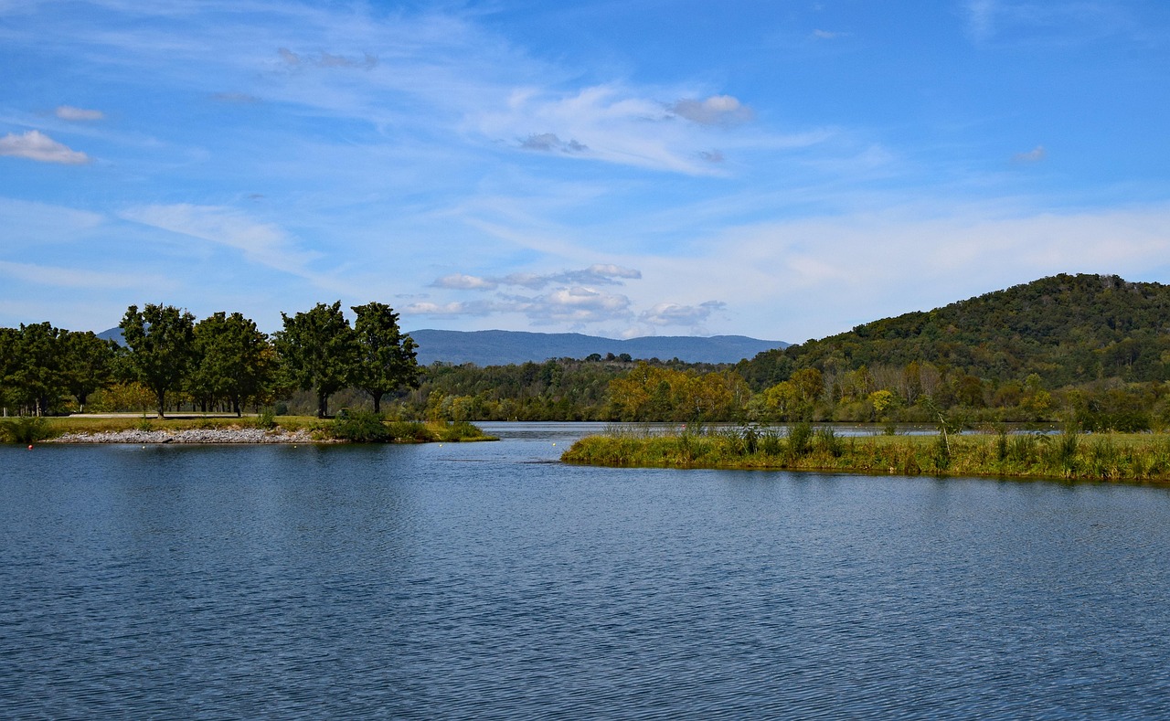 Melton Lake On Sunny Afternoon - Free photo on Pixabay