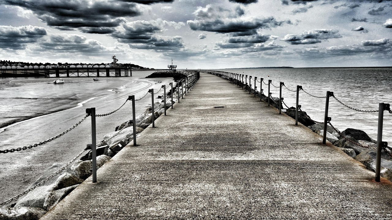 80+ Free Beach Walkway & Beach Images - Pixabay