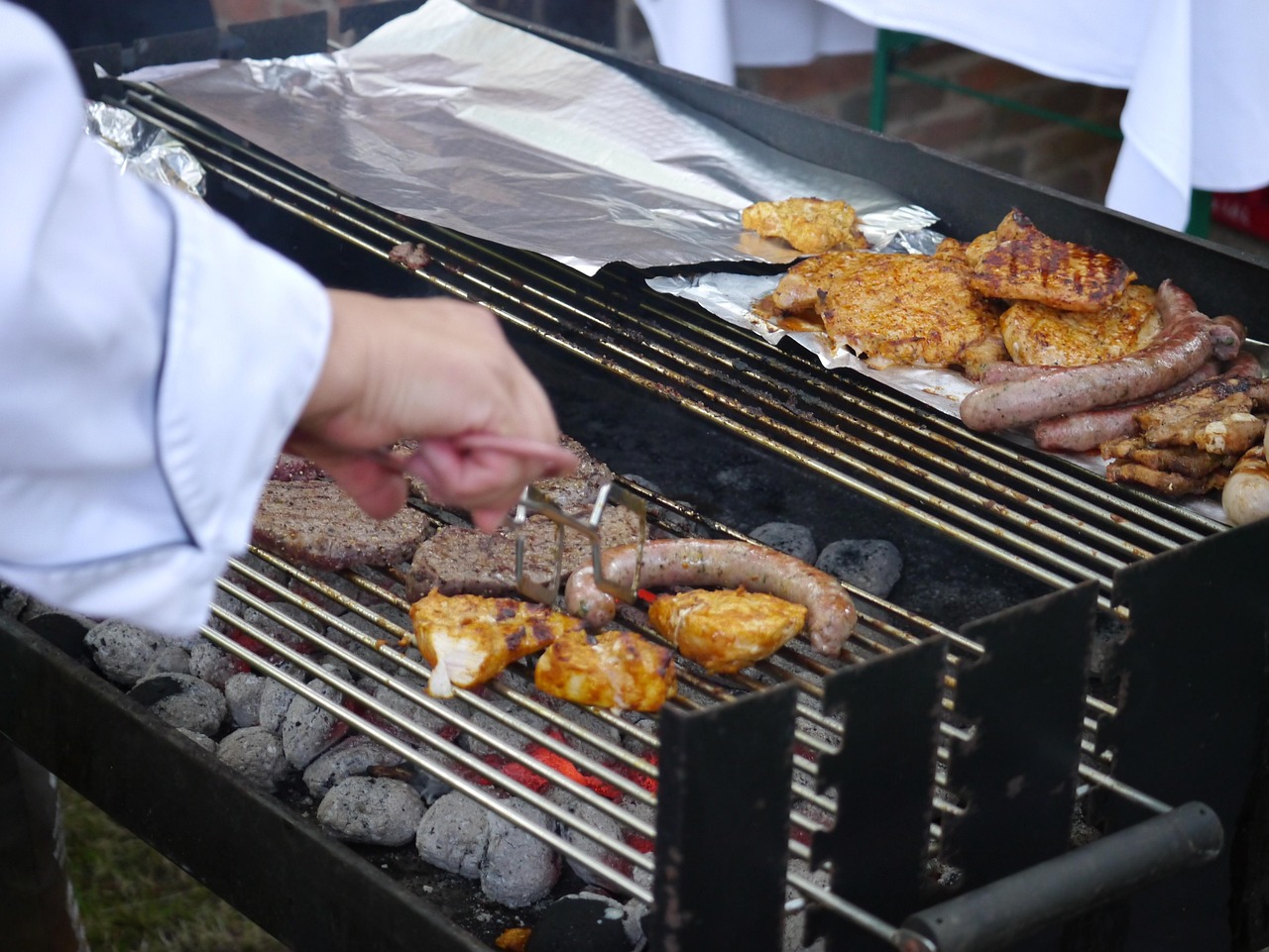 Grilled Sausage Grilling Bratwurst - Free photo on Pixabay - Pixabay
