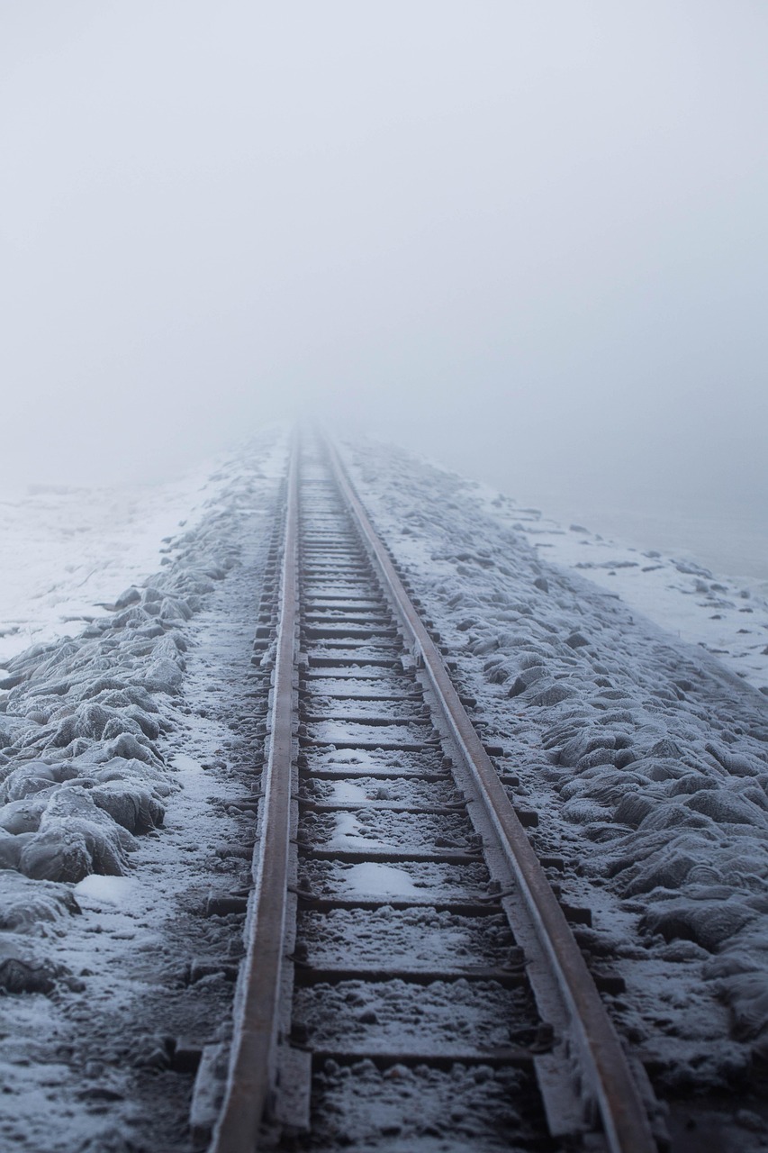 Railway Embankment Snow Tracks - Free photo on Pixabay - Pixabay