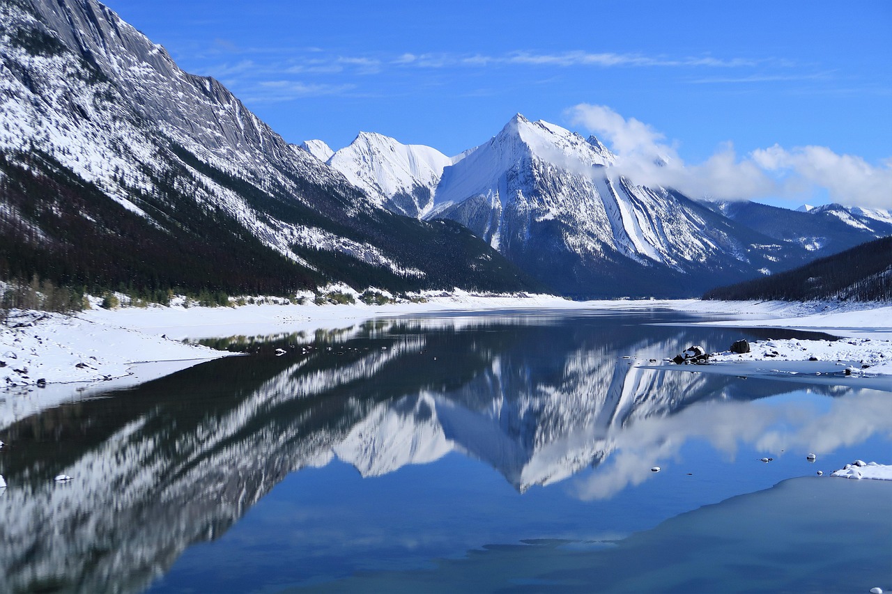 Reflejo Agua Lago Naturaleza