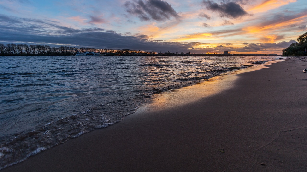 Elbe ฮัมบูร์ก Elbstrand - ภาพฟรีบน Pixabay - Pixabay