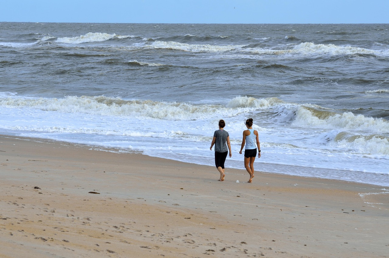 People Walking Beach - Free photo on Pixabay