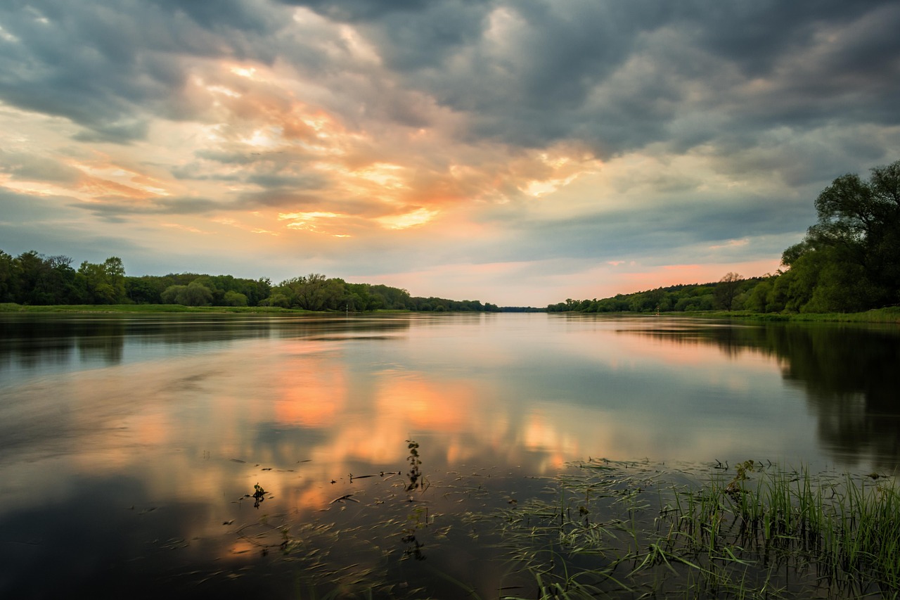 2,000+ Free Elbe Eng & Elbe Photos - Pixabay