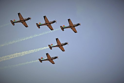 40+ Free Jet Trails & Jet Images - Pixabay