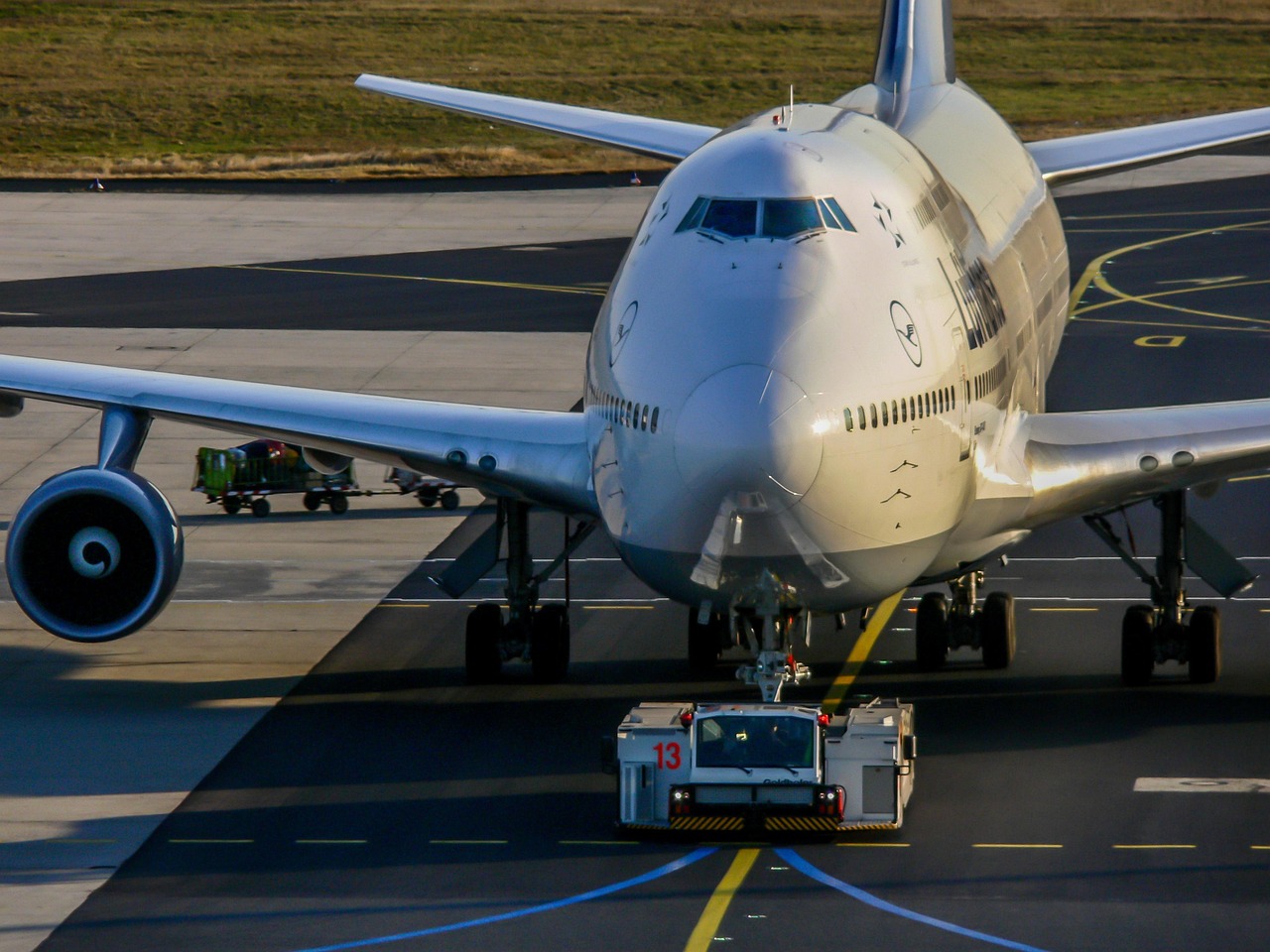 Plane Airfield Transport System - Free photo on Pixabay