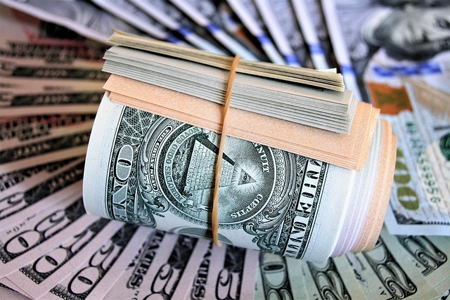 10,000+ Free Money Bundle & Money Images - Pixabay