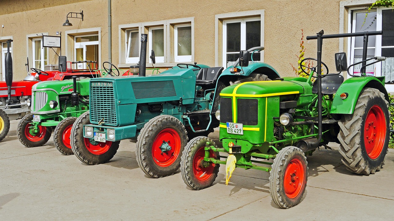 Tractor Coche Antiguo Desfile - Foto gratis en Pixabay - Pixabay