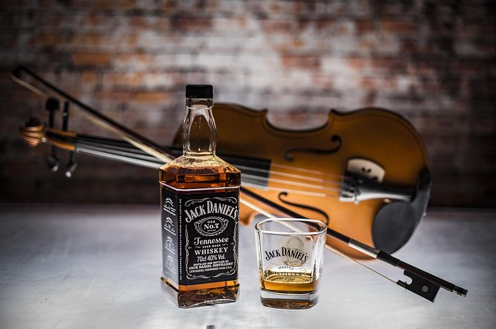 300+ Free Whisky & Whiskey Images