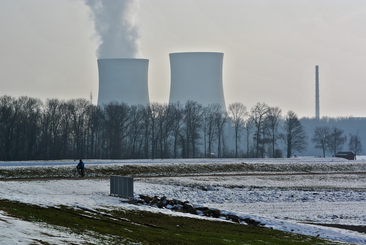 100+ Free Uranium & Nuclear Images - Pixabay