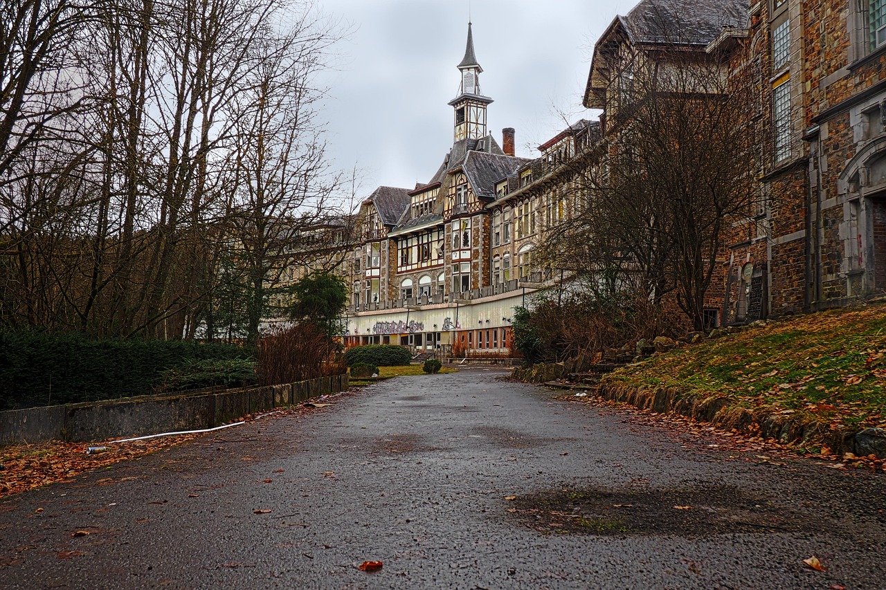 200+ Free Hospital Building & Hospital Images - Pixabay