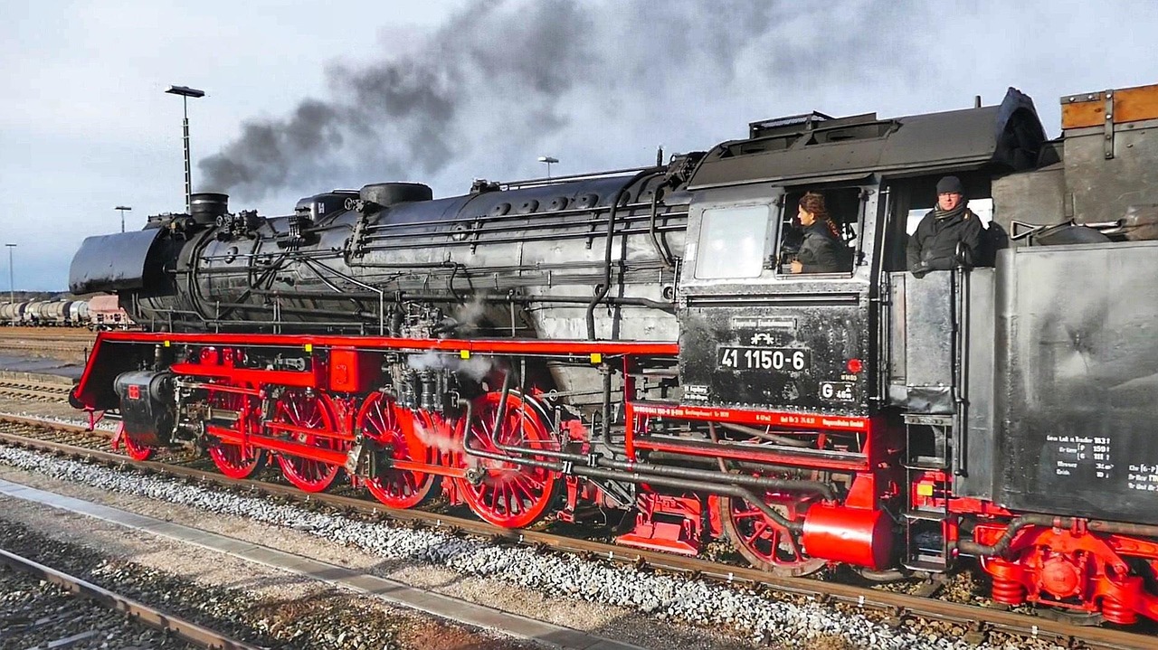 Engine Train Railroad - Free photo on Pixabay