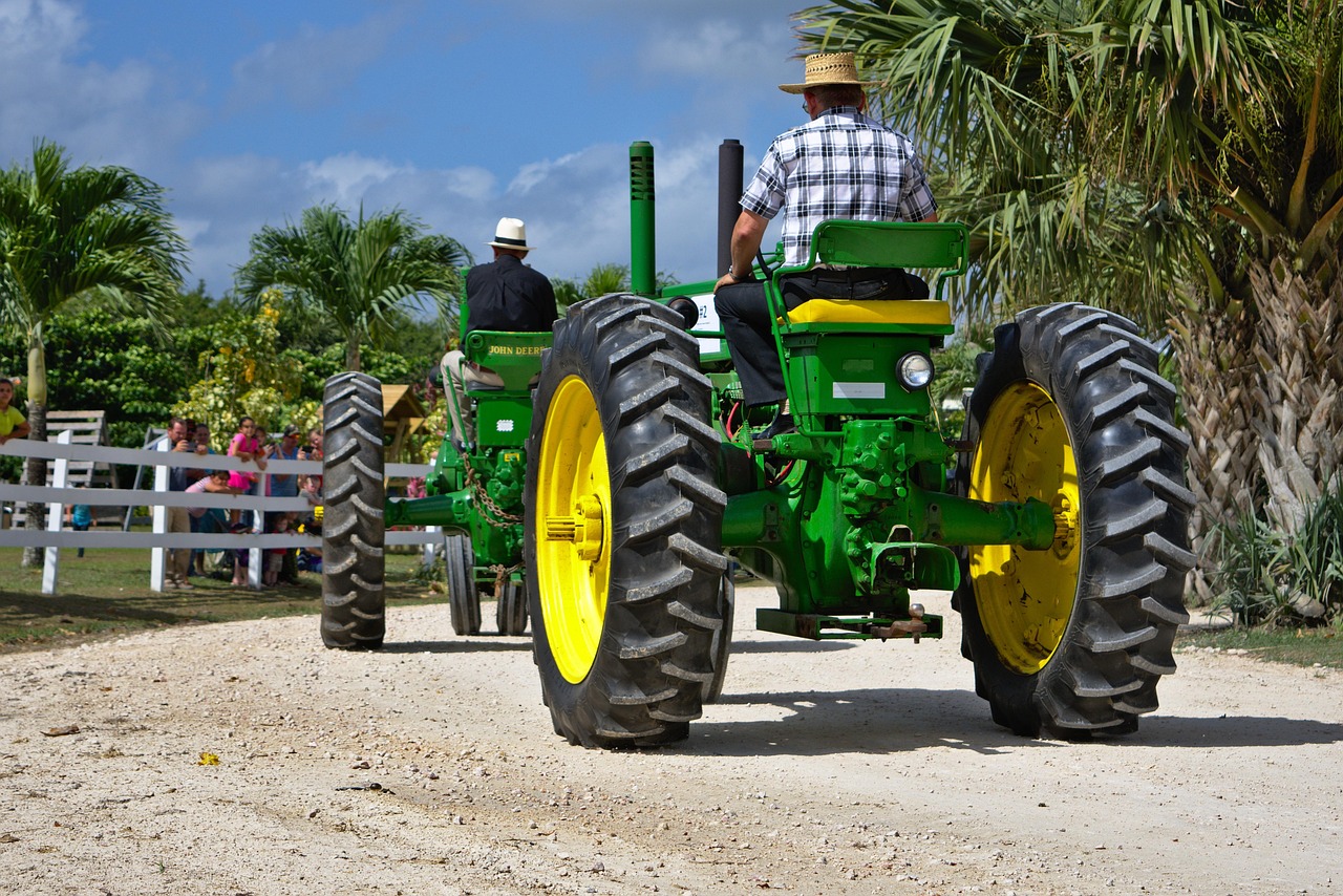 Antique Farm Equipment Tractor - Free photo on Pixabay