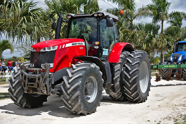 Traktor Besar Berat - Foto gratis di Pixabay - Pixabay