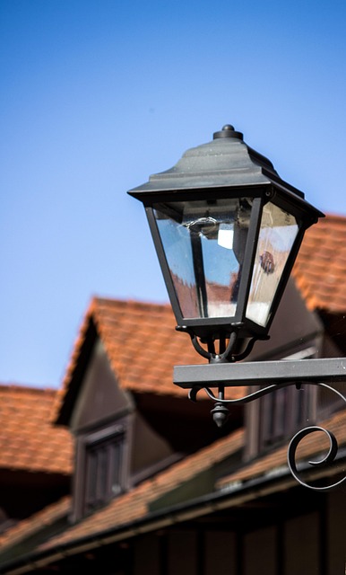 Lamp Old Roof - Free photo on Pixabay - Pixabay